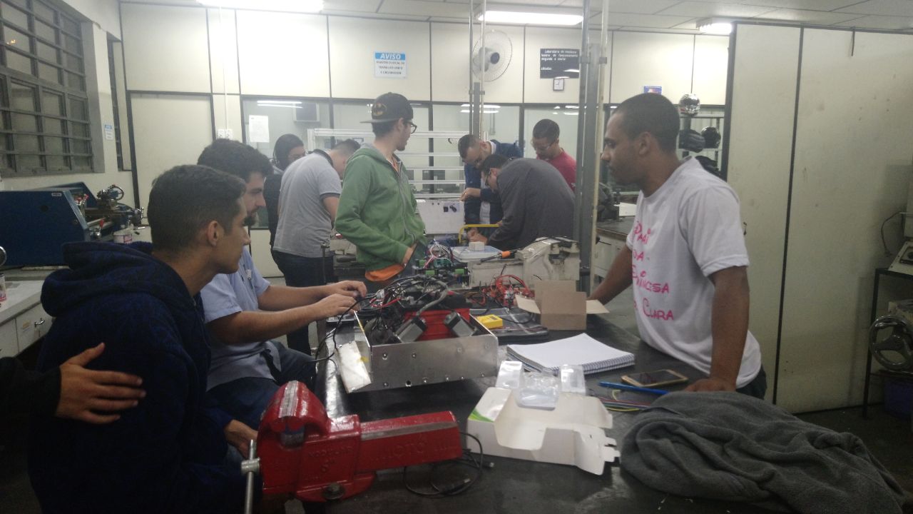 Robótica no Brasil - Equipes FEG Robótica, UMC e UMCTEC